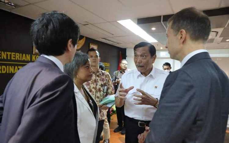 Luhut Yakin Indonesia Bisa Percepat Transisi Energi Melalui JETP Luhut Yakin Indonesia Bisa Percepat Transisi Energi Melalui JETP