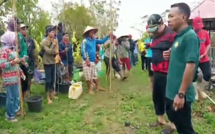 Berbagai Lomba Meriahkan Hari Jadi Desa Tumbang Mangkutup Berbagai Lomba Meriahkan Hari Jadi Desa Tumbang Mangkutup