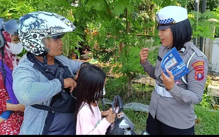Satlantas Polresta Palangka Raya Gelar Dikmas Meningkatkan Kesadaran ... Satlantas Polresta Palangka Raya Gelar Dikmas Meningkatkan Kesadaran ...