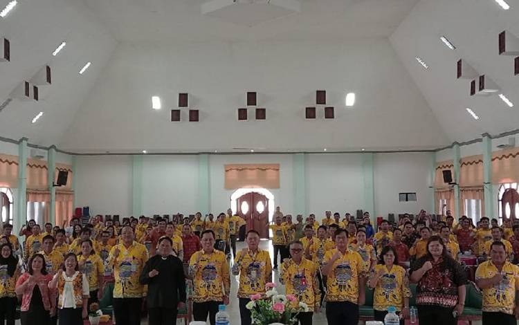 Pemkab Gunung Mas Gelar Kegiatan Fasilitasi Penginputan Profil ... Pemkab Gunung Mas Gelar Kegiatan Fasilitasi Penginputan Profil ...