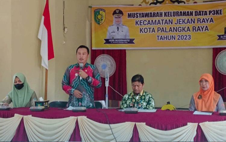 Pemko Palangka Raya Susun Strategi Hapus Kemiskinan Ekstrem Pemko Palangka Raya Susun Strategi Hapus Kemiskinan Ekstrem
