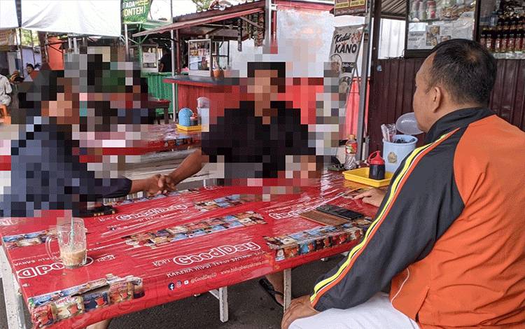 Mantan Gedor Gedor Pintu Kos, Karyawati THM Lapor Polisi Mantan Gedor Gedor Pintu Kos, Karyawati THM Lapor Polisi