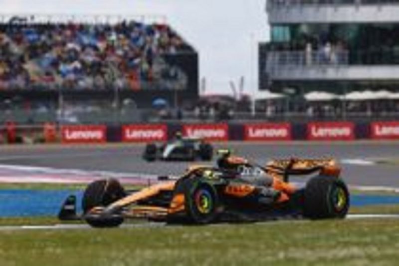 Lando Norris Perkecil Selisih Poin dari Max Verstappen di F1 Lando Norris Perkecil Selisih Poin dari Max Verstappen di F1