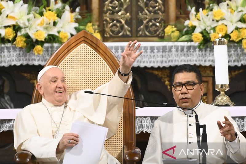 Paus Fransiskus Jelaskan Makna Arsitektur Gereja Katedral Jakarta Paus Fransiskus Jelaskan Makna Arsitektur Gereja Katedral Jakarta