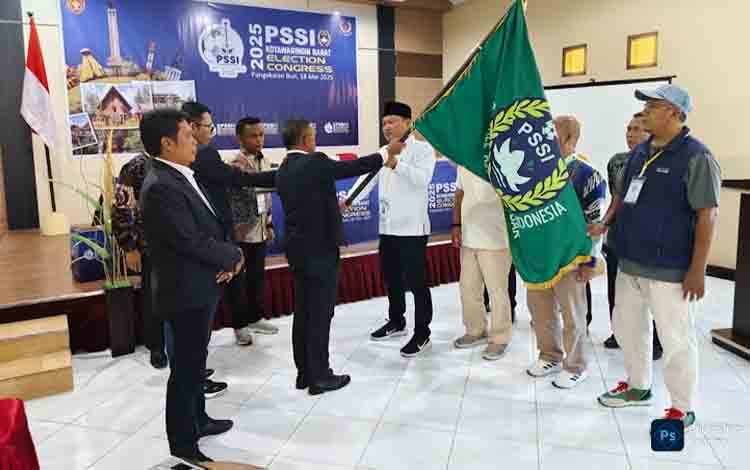 Unggul 1 Suara, Muhammad Toha Terpilih Sebagai Askab PSSI Kobar